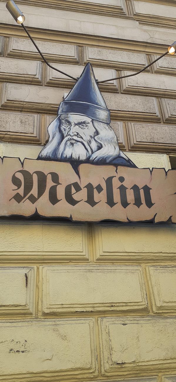 Merlin Irish Pub (Praha, Vinohrady) + Denní menu • Firmy.cz