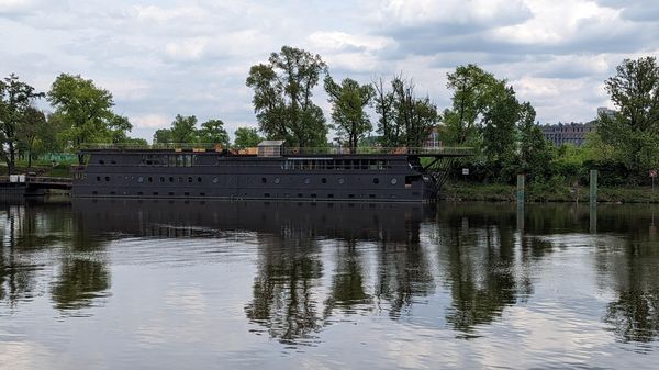 Botel Marina (Praha) • Firmy.cz