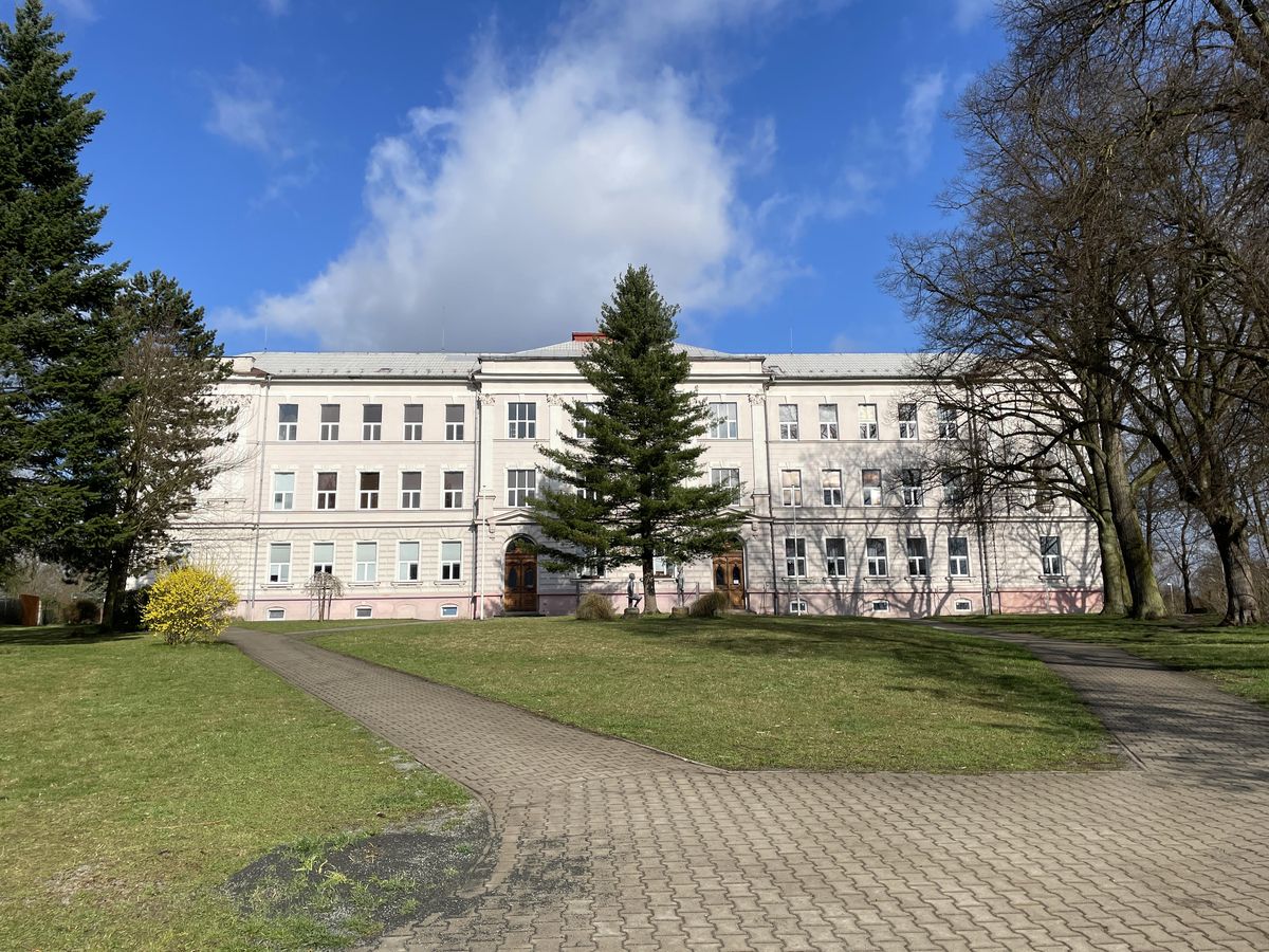 Základní škola a Mateřská škola Mírová 81, Mimoň (Mimoň III) • Firmy.cz