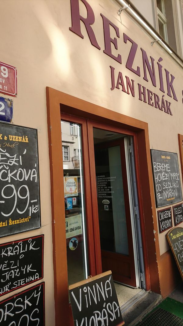 Řezník - Uzenář Jan Herák (Praha, Žižkov) • Firmy.cz