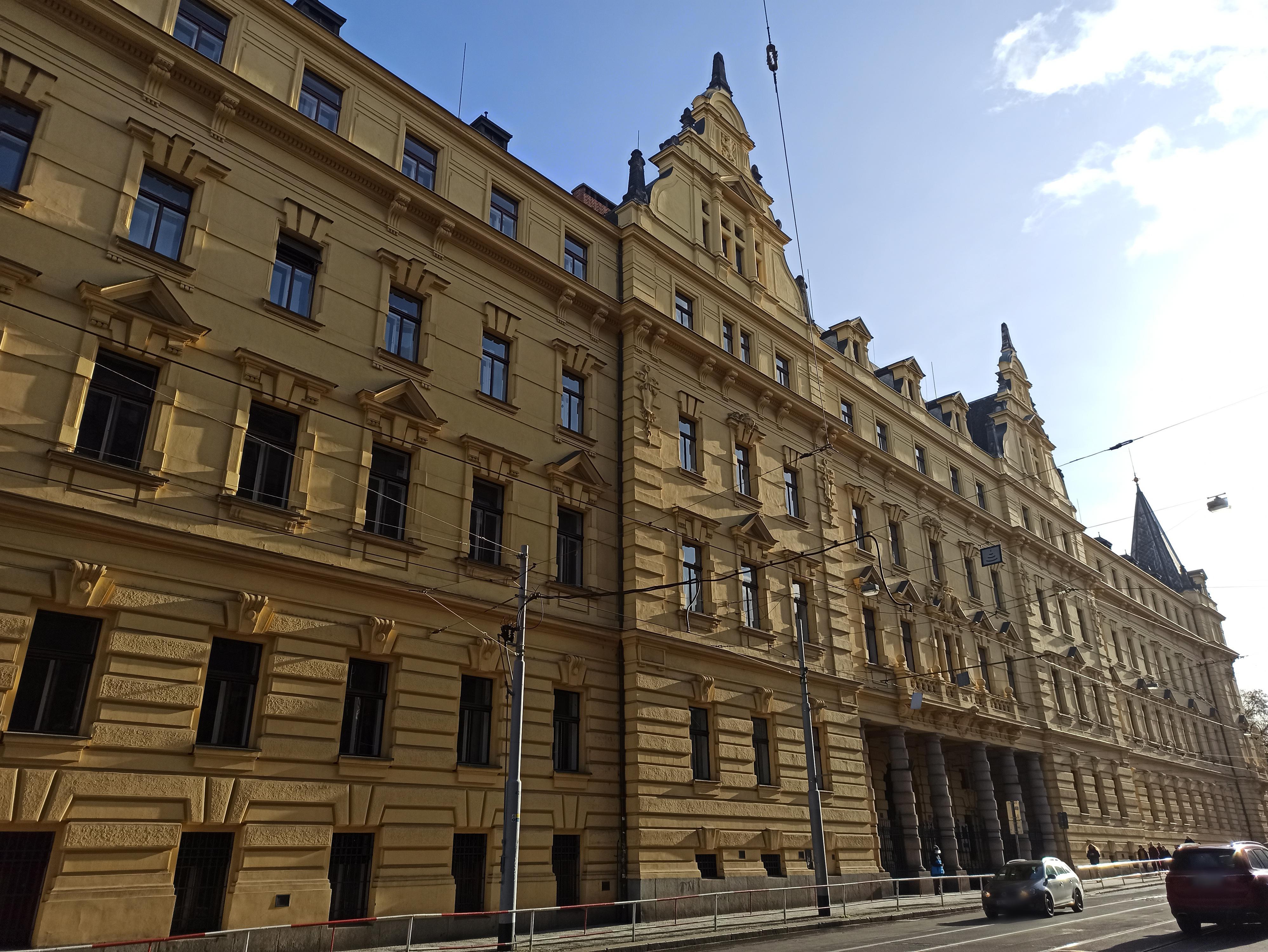 Městský soud v Praze (Praha, Nové Město) • Firmy.cz