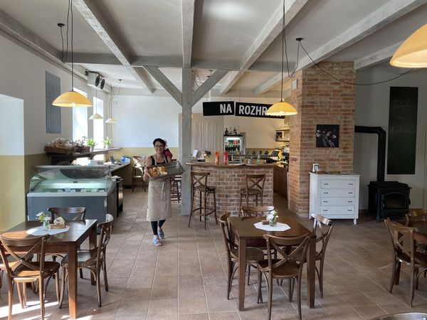 Restaurace Na Rozhraní (Rozhraní) • Firmy.cz