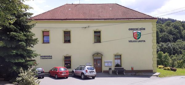 Hospoda v Obecním domě (Velká Lhota) • Firmy.cz