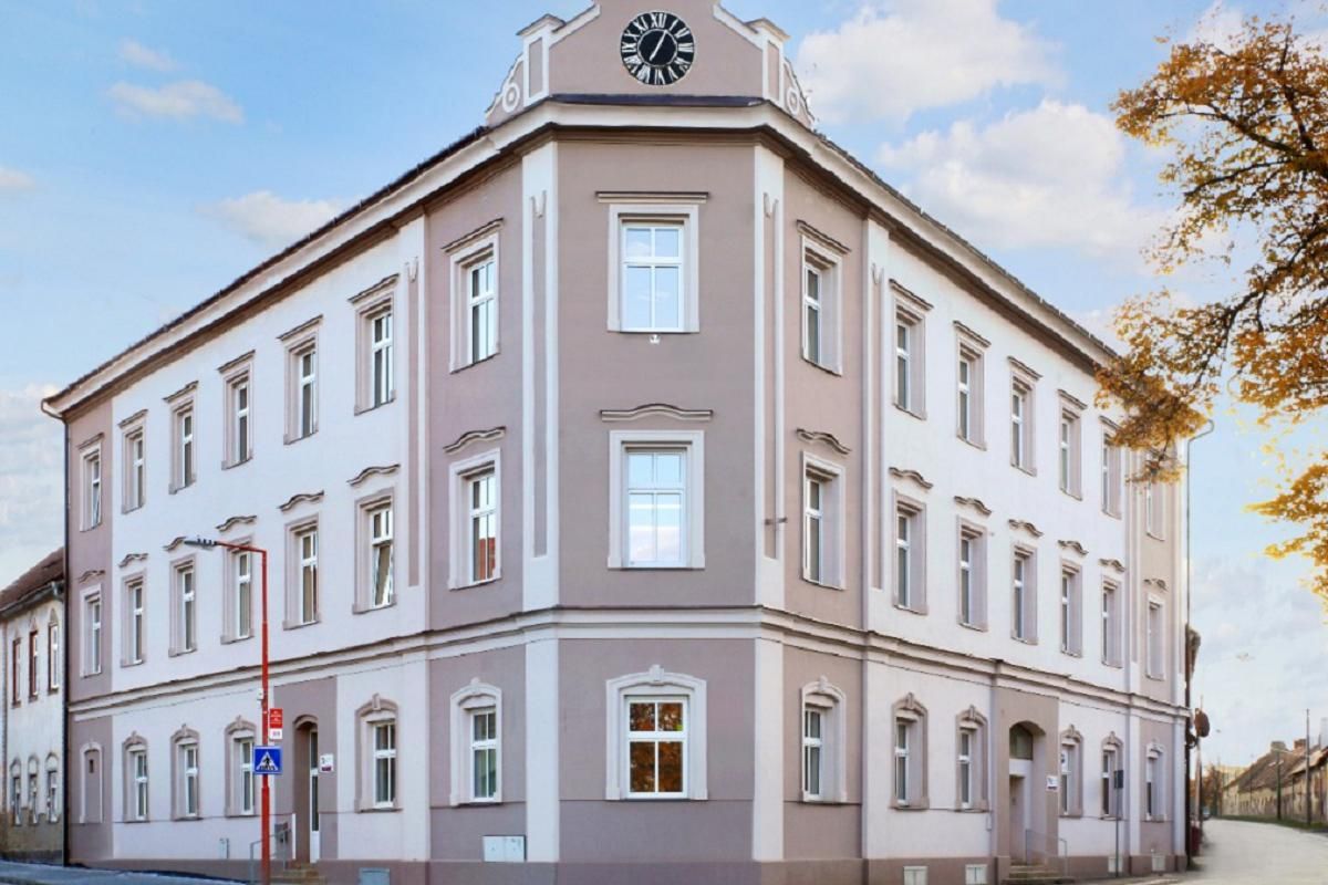 Střední škola Jesenice (Jesenice) • Firmy.cz