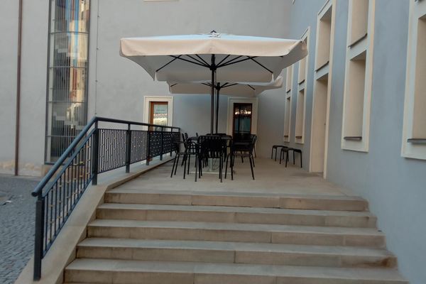 IPPA Cafe (Praha, Hradčany) • Firmy.cz