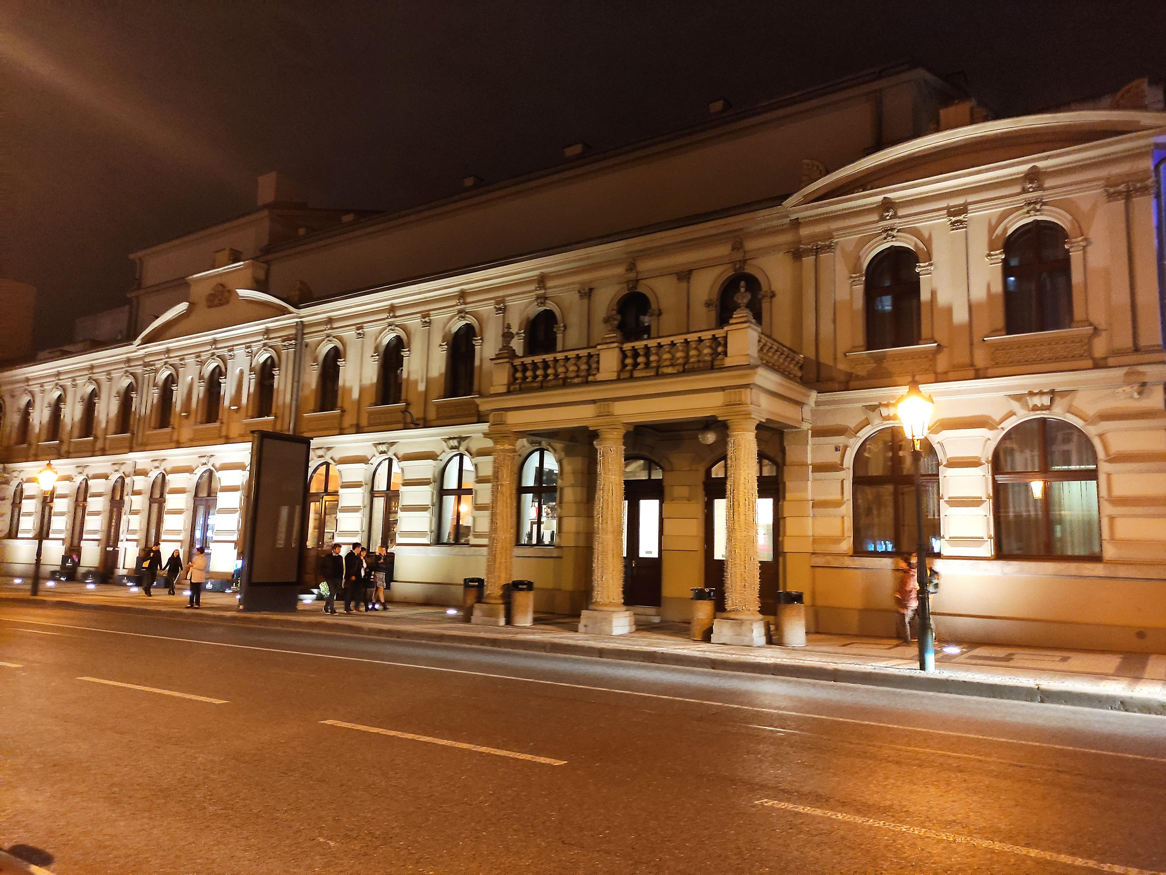 Hudební divadlo Karlín (Praha, Karlín) • Firmy.cz