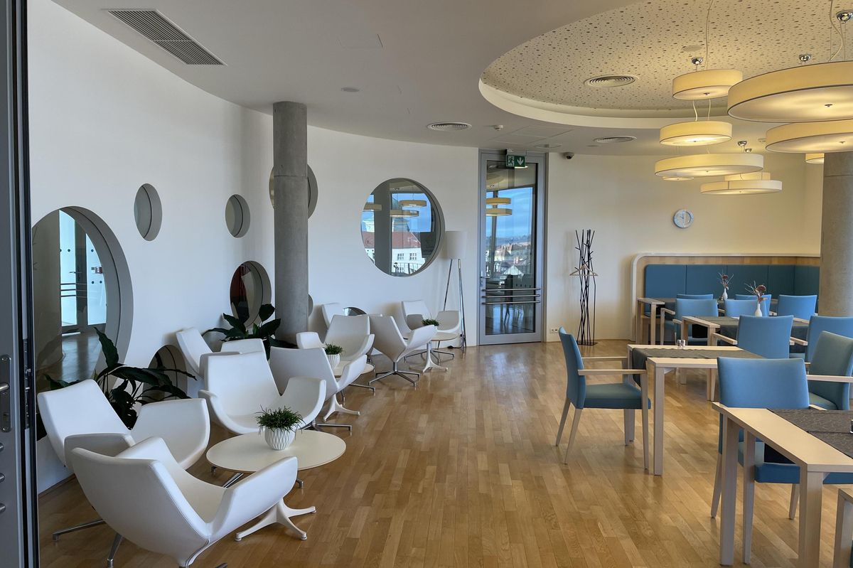 Hotel Erwin Junker & Quickpoint Restaurant (Holice) • Firmy.cz