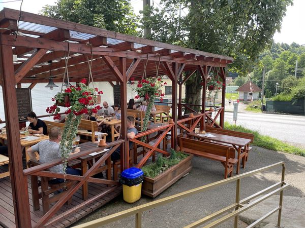 Restaurace Na Rozhraní (Rozhraní) • Firmy.cz