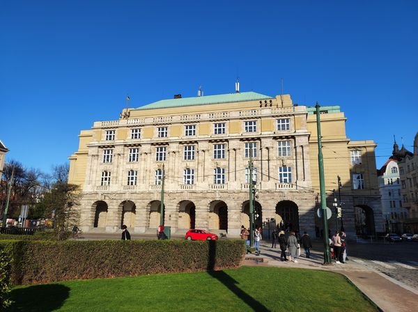 Filozofická fakulta Univerzity Karlovy (Praha, Josefov) • Firmy.cz
