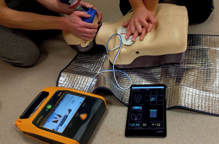 Kurz neodkladné resuscitace s AED od 650 Kč Opatovice nad Labem PRVNÍ ...