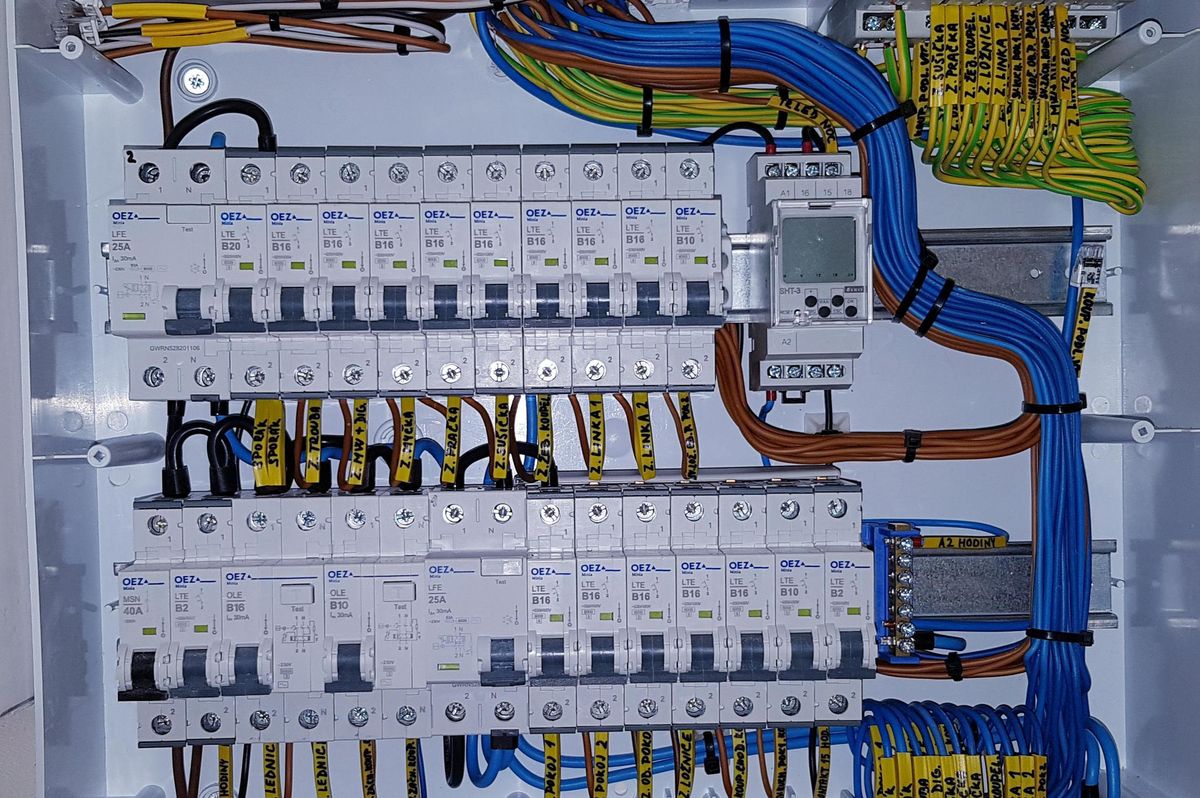 MV ELEKTRIK - Bc. Martin Válek (Dolní Benešov) • Firmy.cz