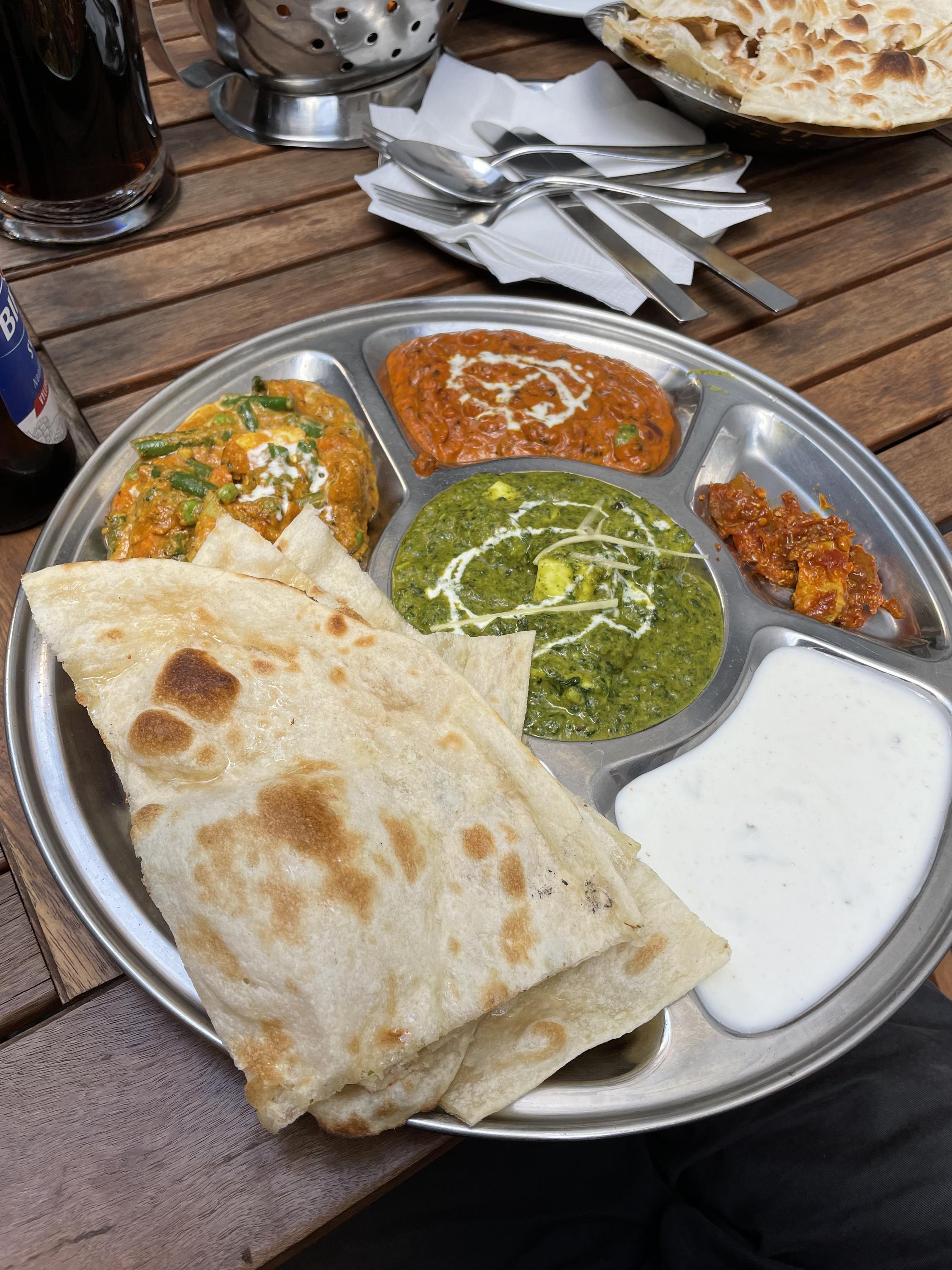 Indická restaurace EVEREST (Praha, Vinohrady) • Firmy.cz