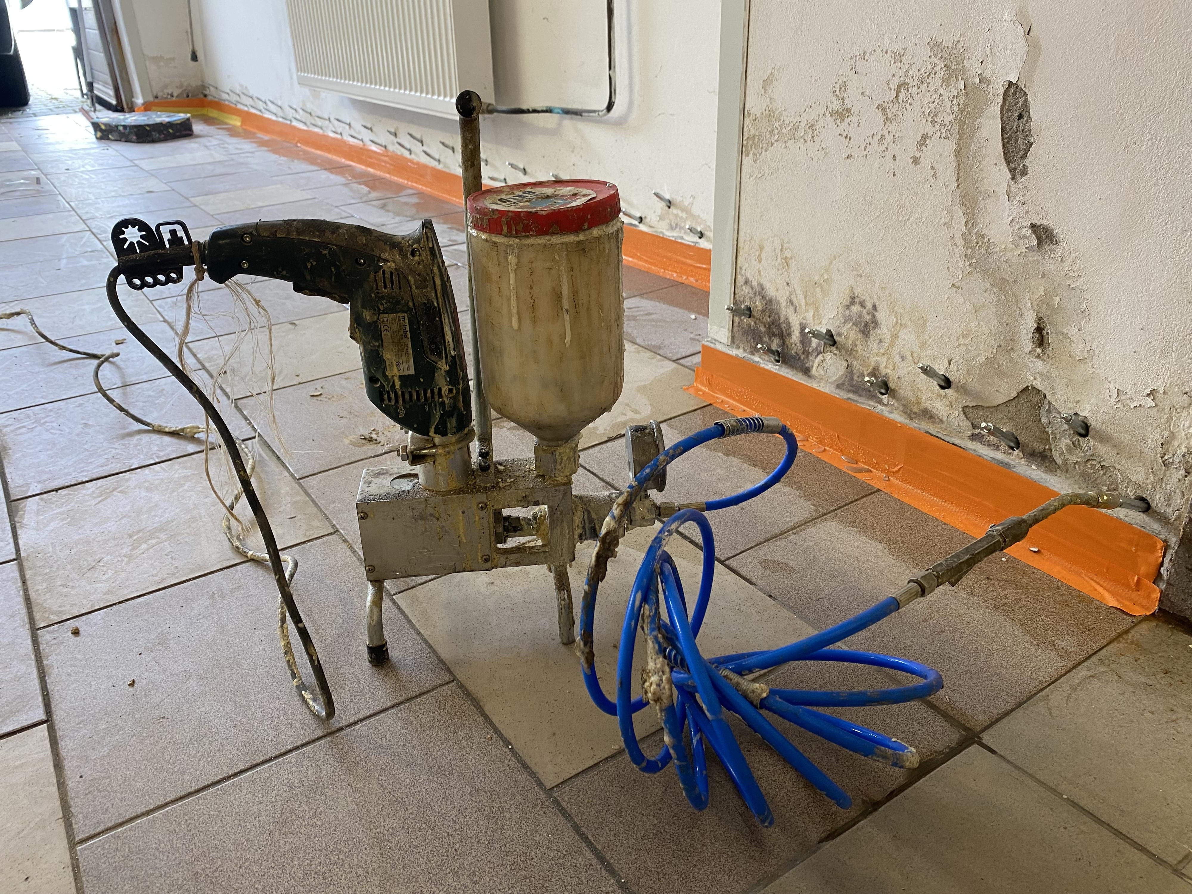 Sanace/injektáž zdiva polyuretanovou pryskyřicí za 2 000 Kč Zlín ...