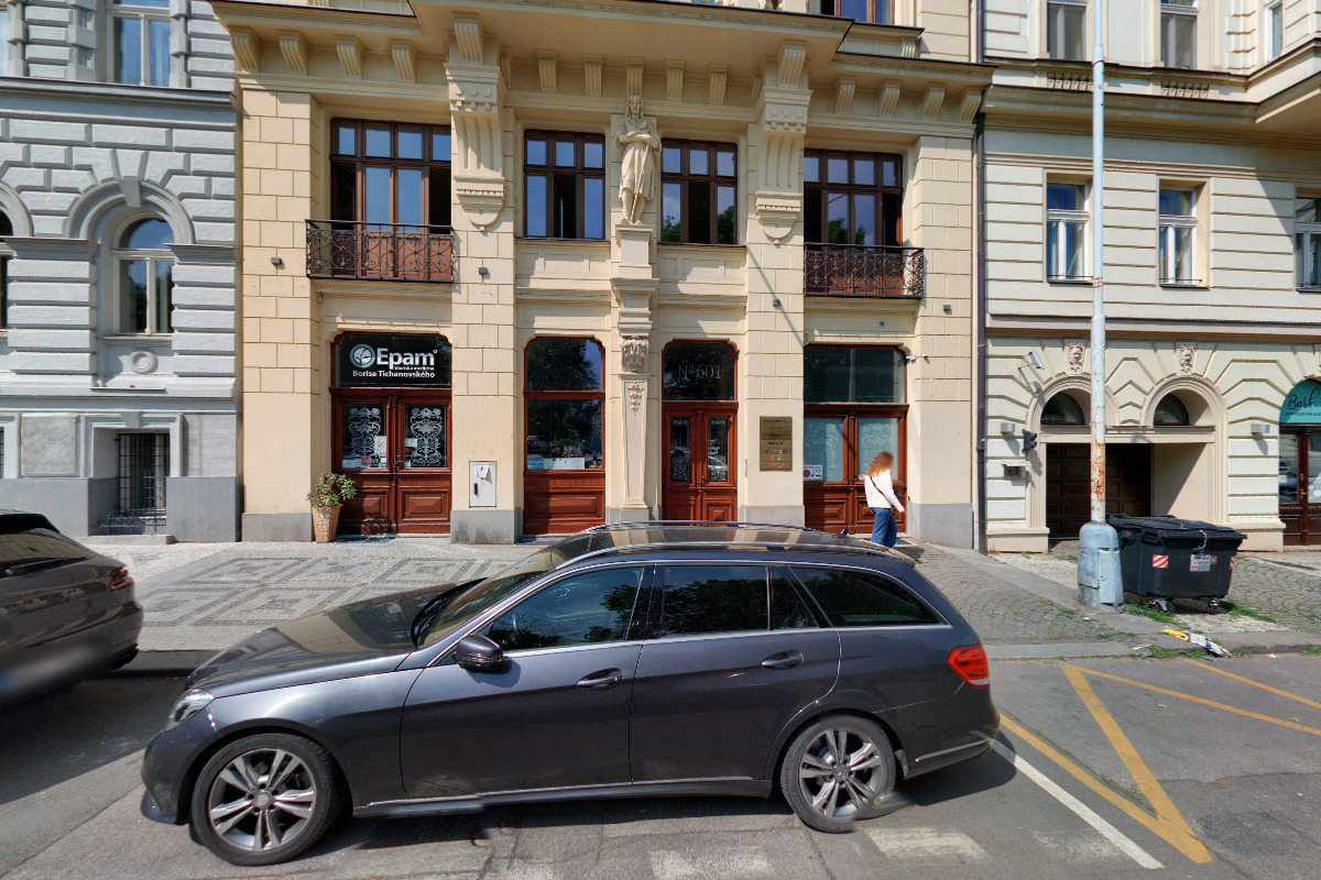 Simply the West (Praha, Malá Strana) • Firmy.cz