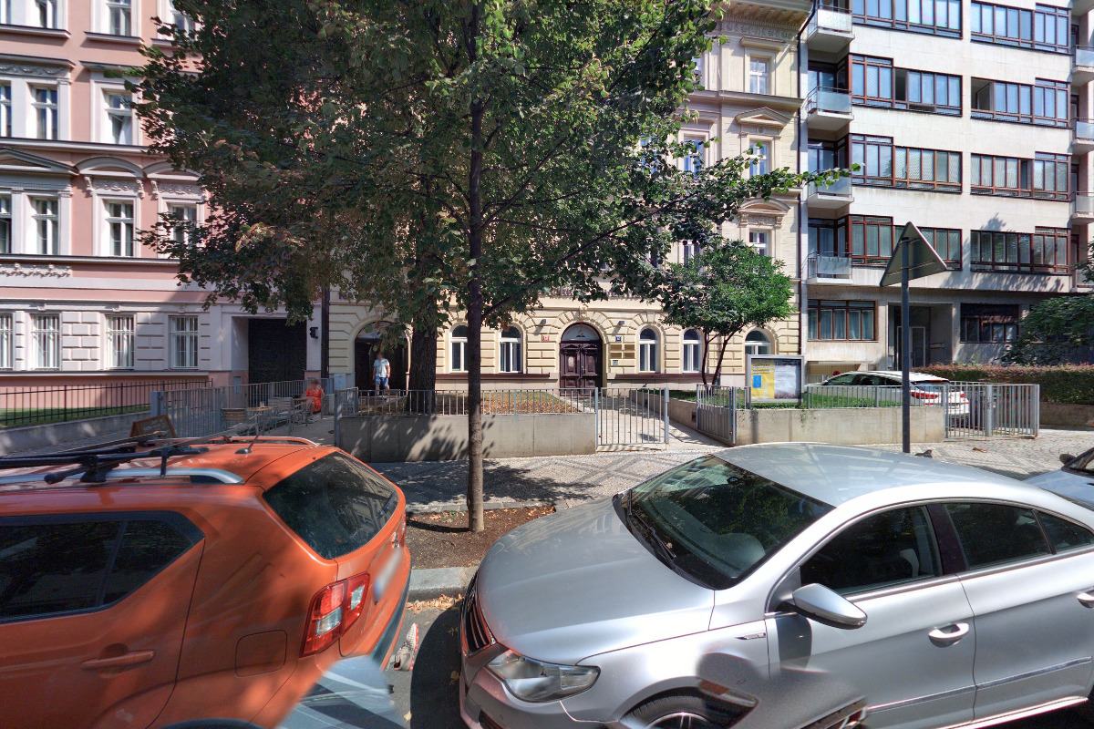 Yorkmut Café (Praha, Vinohrady) • Firmy.cz