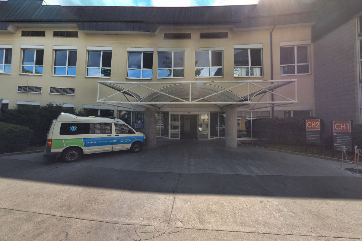 Lůžkové oddělení pro dospělé Kliniky anesteziologie, resuscitace a ...