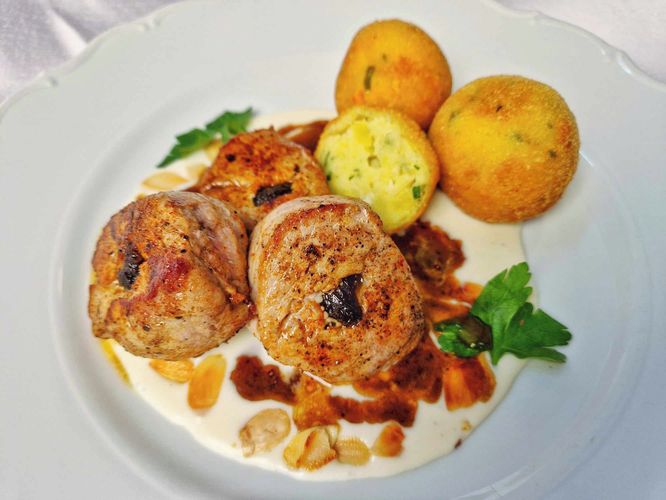 Slavnostní menu pro speciální příležitost za 1 150 Kč Tábor, Čelkovice ...