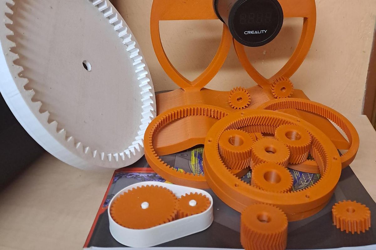 MODELOVÁNÍ PRO 3D TISK Miroslav Strmiska (Týnec) • Firmy.cz