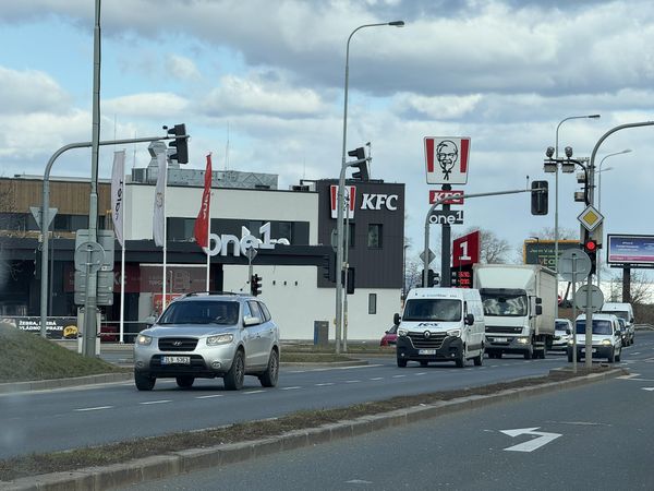 KFC (Praha) • Firmy.cz