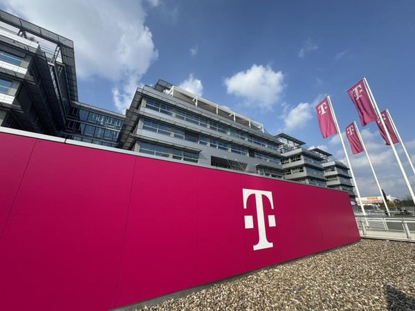 T-Mobile Czech Republic, a.s. (Praha, Chodov) • Firmy.cz