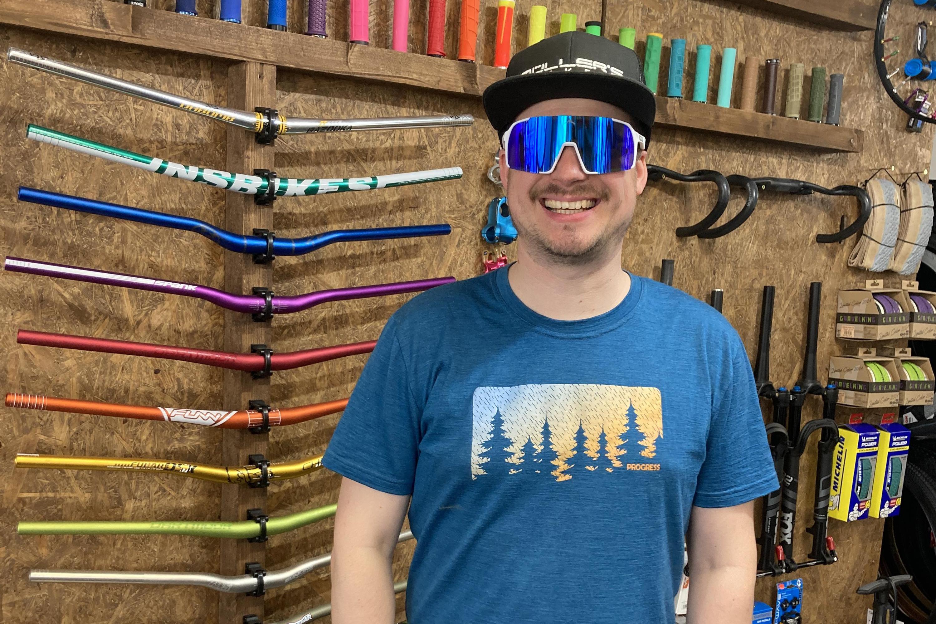 JAKUBKOLO, s.r.o. - cyklo, ski, sk8 (Hranice I-Město) • Firmy.cz