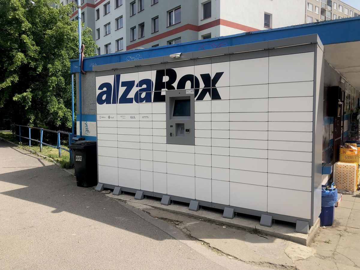 AlzaBox (Praha, Černý Most) • Firmy.cz