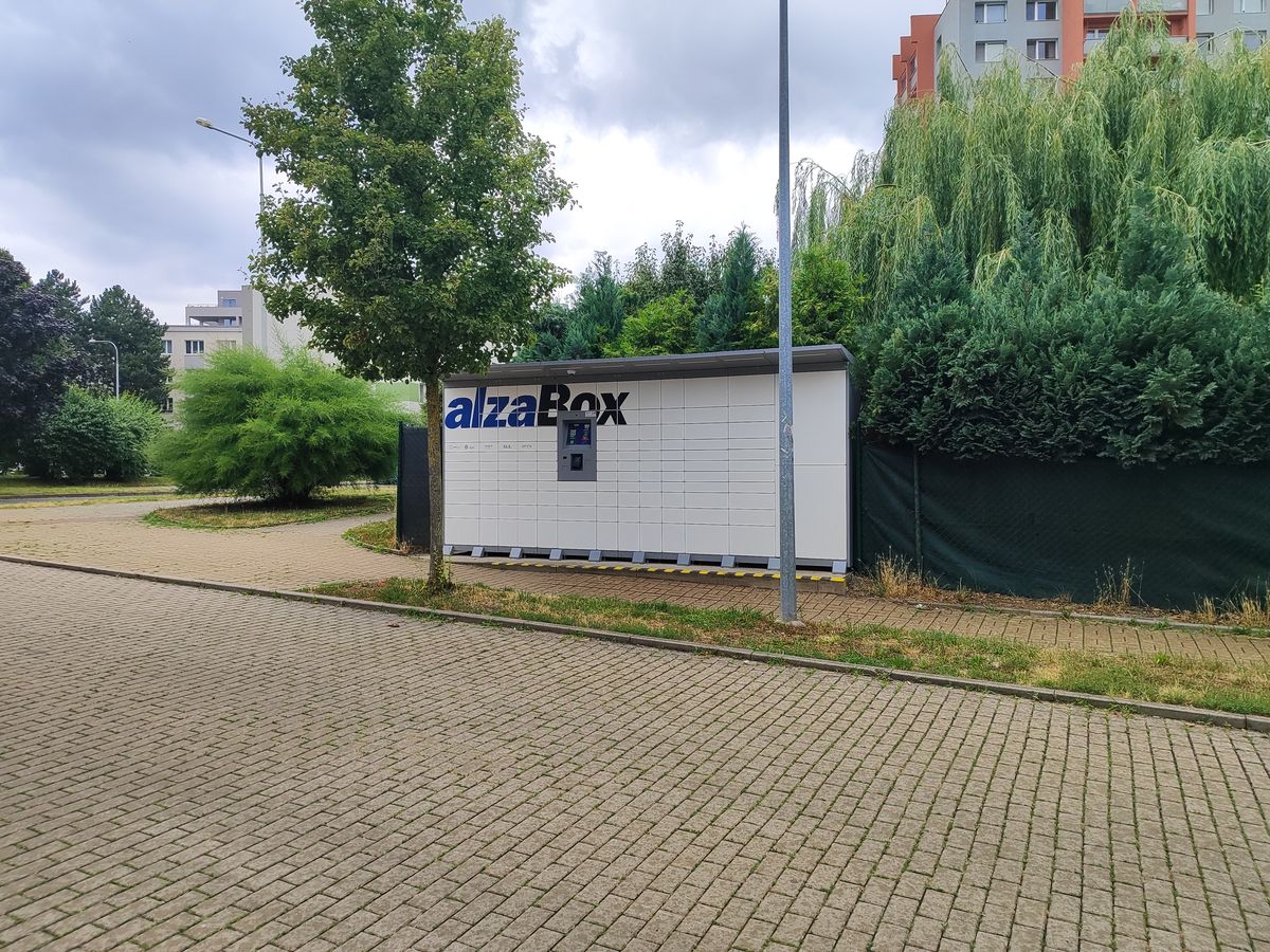 AlzaBox (Praha, Letňany) • Firmy.cz