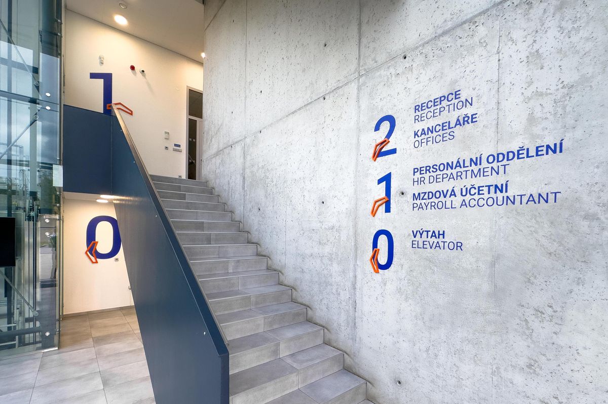 WFDNG - wayfinding studio (Praha, Vinohrady) • Firmy.cz