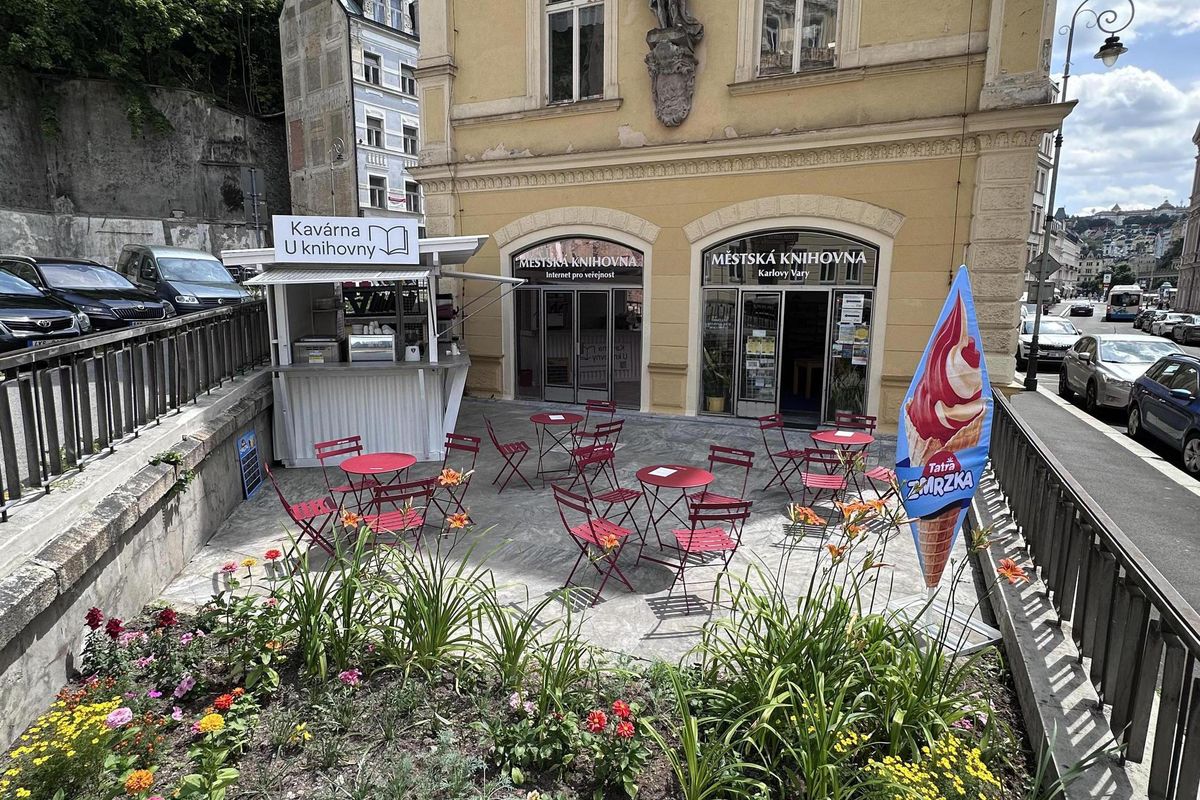 Kavárna U knihovny (Karlovy Vary) • Firmy.cz