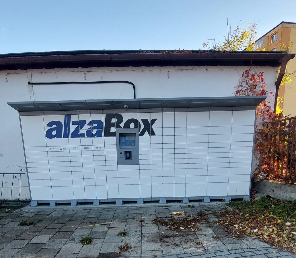AlzaBox (Uničov) • Firmy.cz