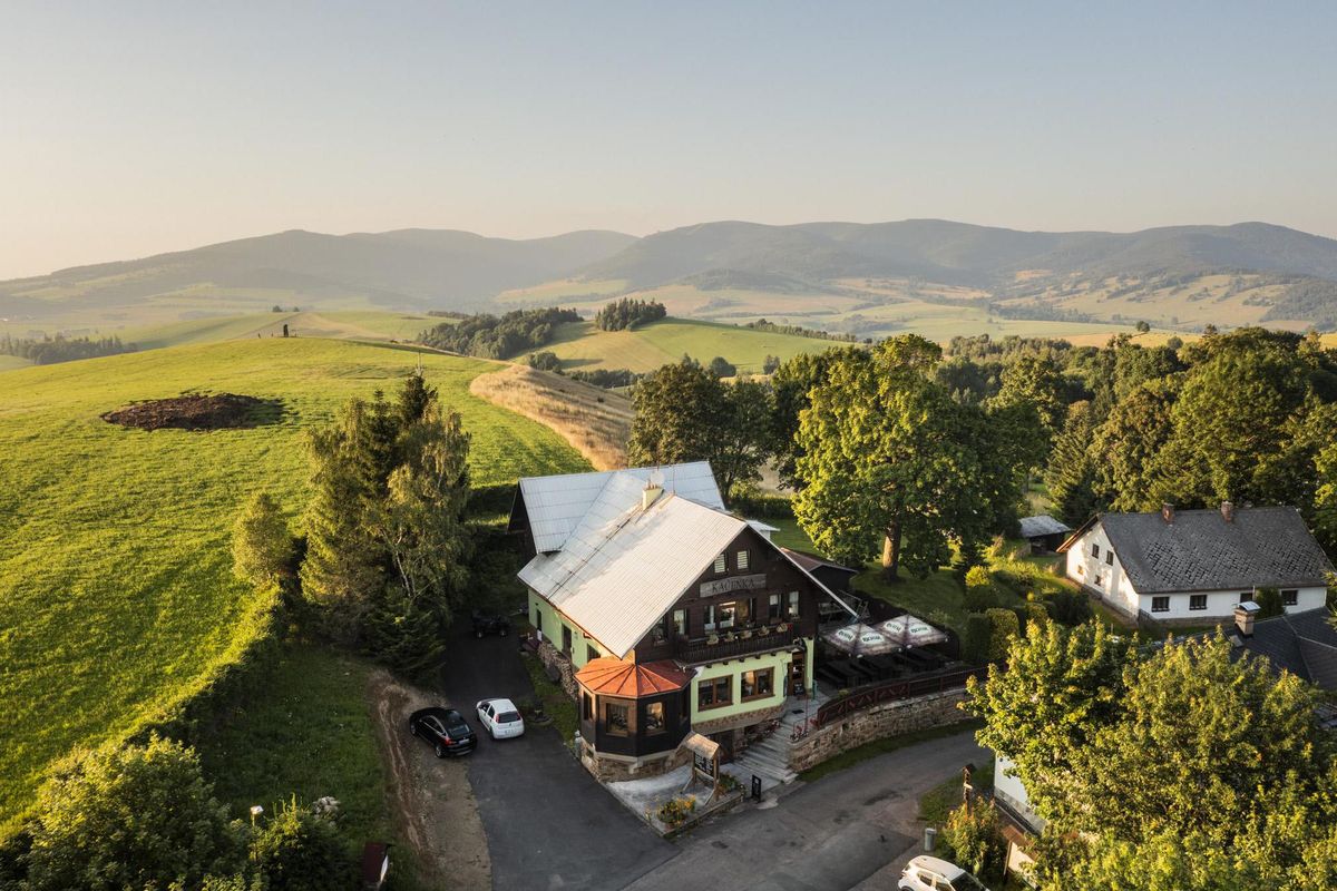 Hotel a restaurace Kačenka (Králíky, Dolní Hedeč) • Firmy.cz